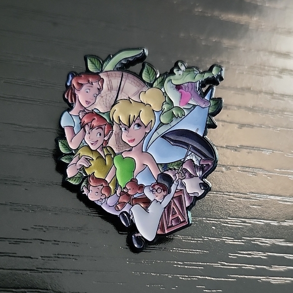 Disney | Jewelry | Disneys Peter Pan And Tinker Bell Inspired Enamel ...